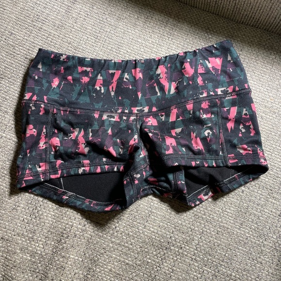 Fleo | Shorts | Fleo Small Low Rise Contour | Poshmark